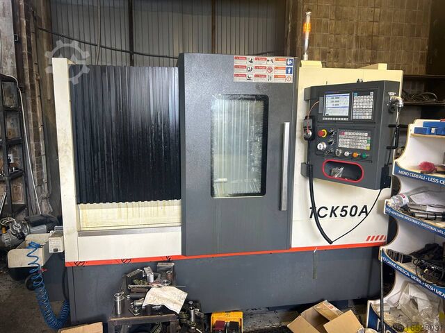 CNC strug
Evolutioner CNC slant bed lathe machine TCK50A500