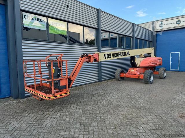 Teleskopska platforma
JLG E600JP Hoogwerker Telescoophoogwerker