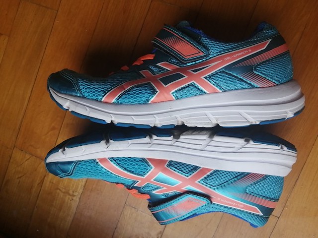 Asics plave patike 34,5