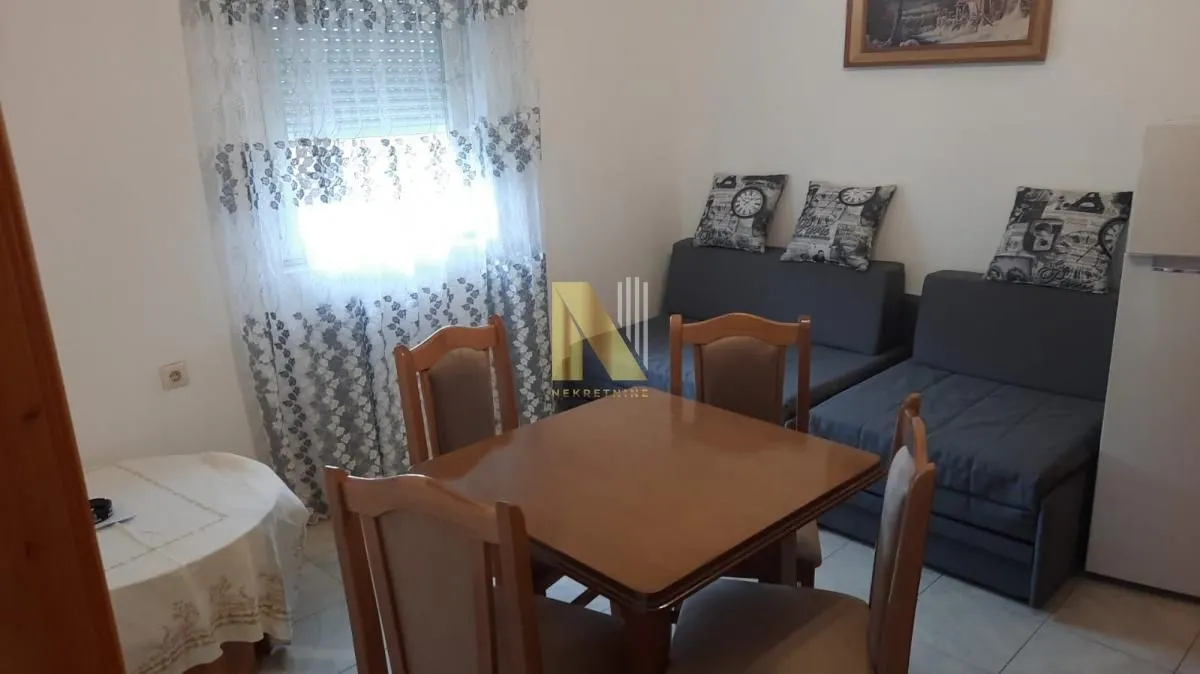 Izdavanje, kuća, 37m2, Rakovac, Novi Sad, Novi Sad