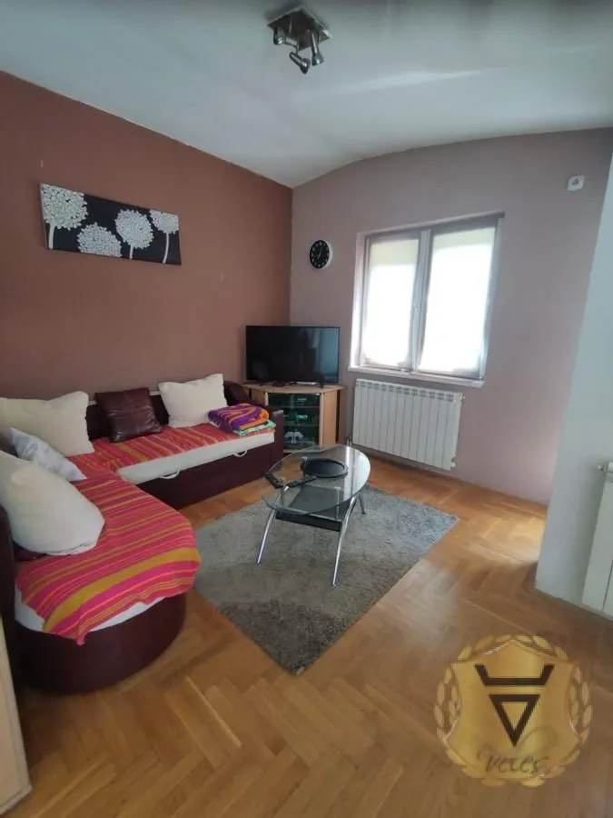 Izdavanje, dvosoban stan, 40m2, Mirijevo, Beograd