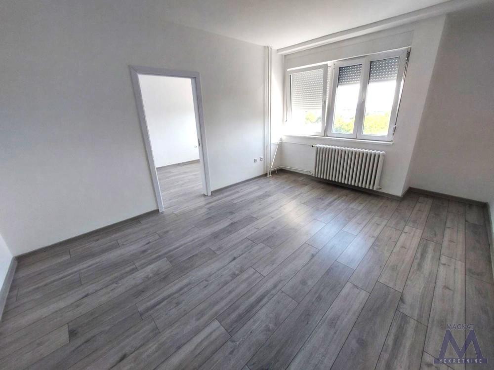 Dvoiposoban stan na prodaju, 72m2, 162.000€