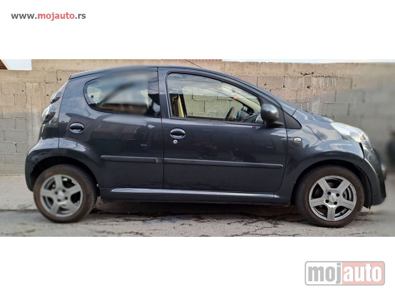 Citroen C1 Limuzina sa zadnjim vratima