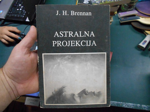 J. H. Brennan - Astralna projekcija