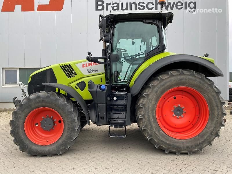 Claas AXION 810 traktor točkaš