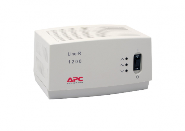 AVR APC LE1200 1200VA NEMA 5-15P