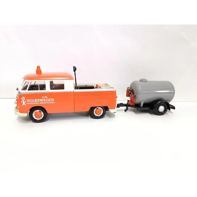 Metalni auto 1:24 Volkswagen Type 2 T1 Pickup Service and Oil Tanker
Metalni auto 1:24 Volkswagen Type 2 T1 Pickup Service and Oil Tanker