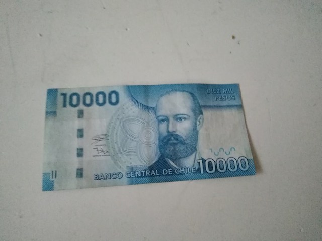 10 000 Pesos Čile 2020.