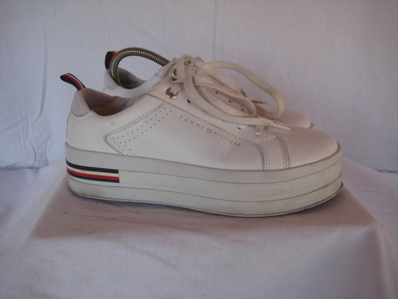 ORIGINAL " TOMMY HILFIGER " PATIKE - KOZA