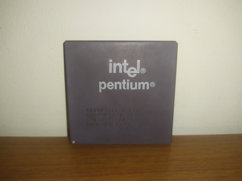 Intel Pentium 166Mhz