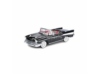 Metalni auto 1:18 James Bond Chevy Bel Air