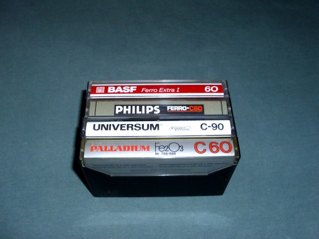 BASF - PHILIPS - UNIVERSUM - PALADIUM (4 kom)