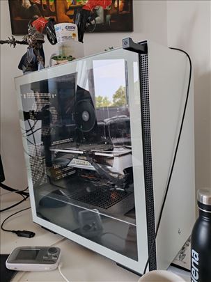 Desktop PC Ryzen 5 1600AF, RX 5700XT Saphire 16gb