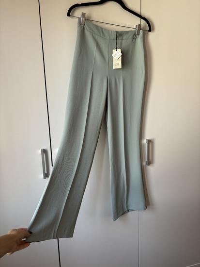 NOVE elegantne pantalone za niže devojke - XS/S