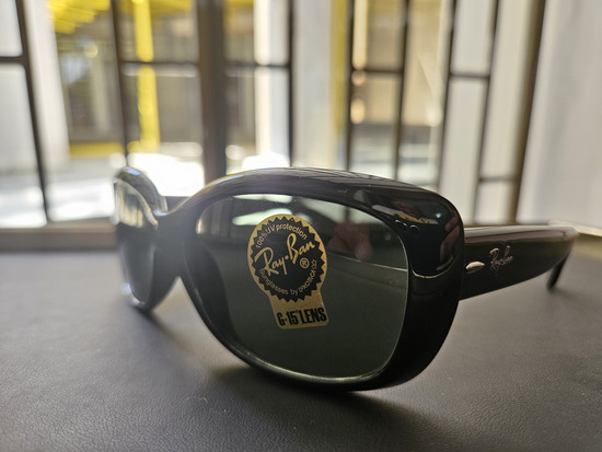 Ray Ban zenske naocare za sunce(100%Original)NOVO