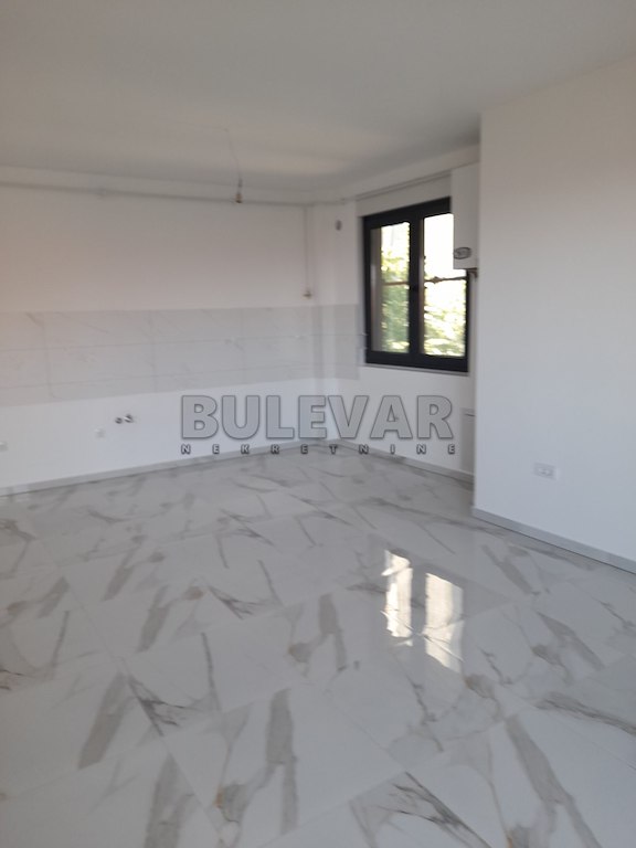 četvorosoban stan, 79 m2, Kragujevac, Bosanska ID: p-012169