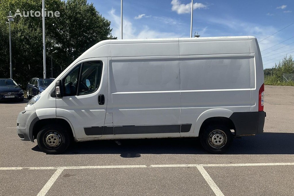 Prodaje se Peugeot Boxer minibus furgon na aukciji