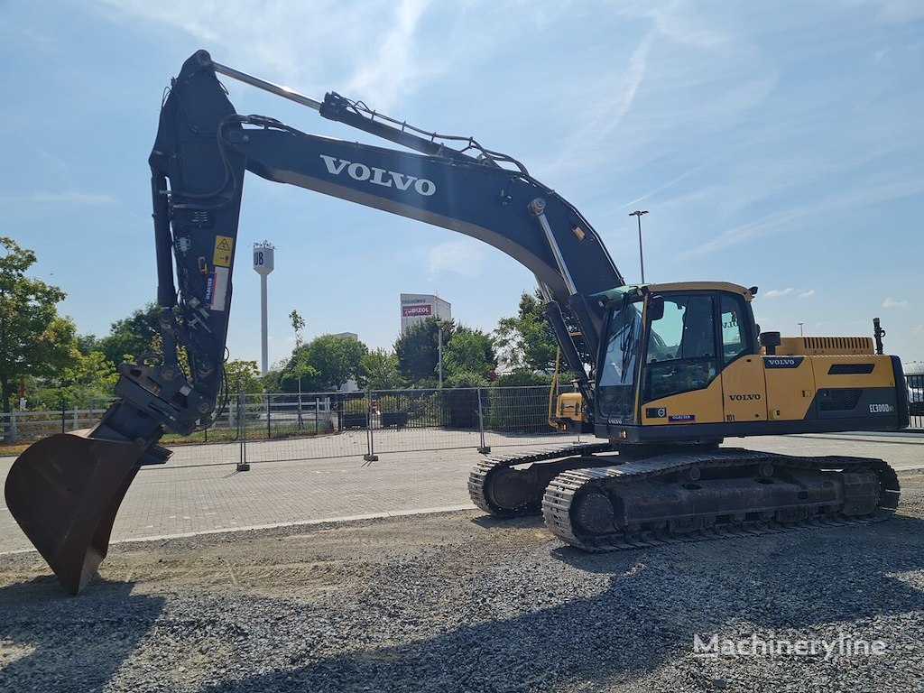 Volvo EC300DNL / 2 m3 / POWERTILT bager guseničar