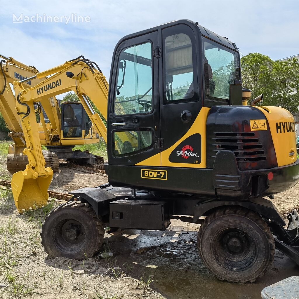 Hyundai R60W-7 bager točkaš