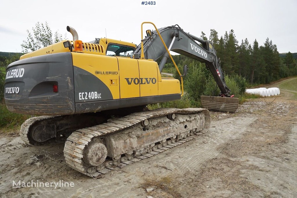 Volvo EC140 BLC bager guseničar