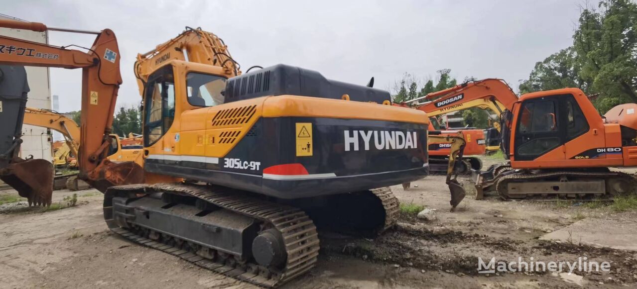 Hyundai R305 bager guseničar