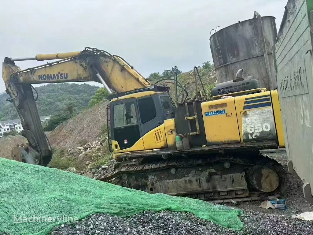 Komatsu pc600 bager guseničar