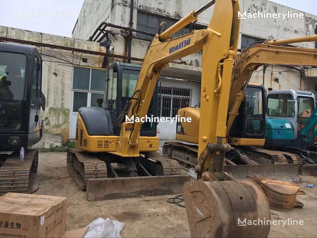 Komatsu PC55MR-2 bager guseničar