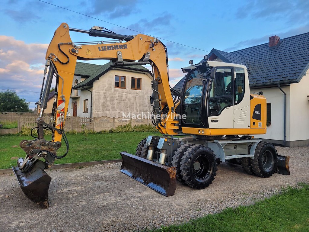 Liebherr A912 Compact bager točkaš