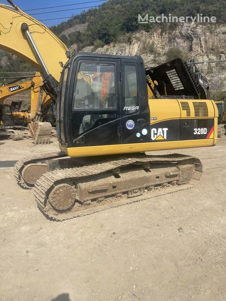 Caterpillar 320D bager guseničar