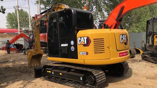 Caterpillar 307E bager guseničar