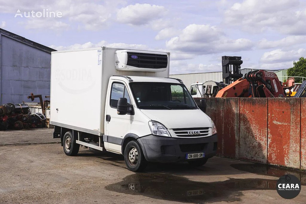 IVECO Daily 35S10 problem with engine. Starts and drives! kamion hladnjača < 3.5t