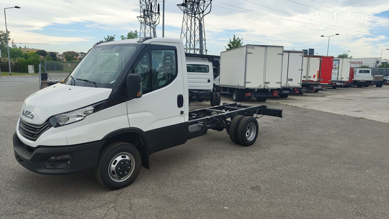 Novi IVECO DAILY 35 C 18 P.3750 kamion šasija < 3.5t