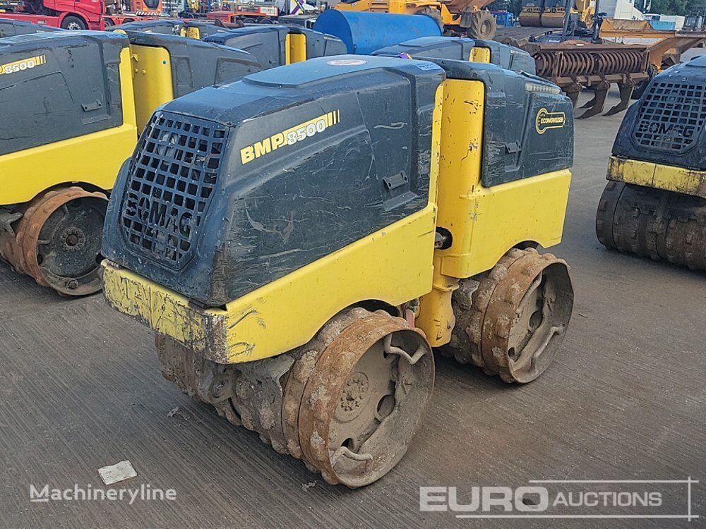 Prodaje se BOMAG BMP 8500 kompaktor na aukciji