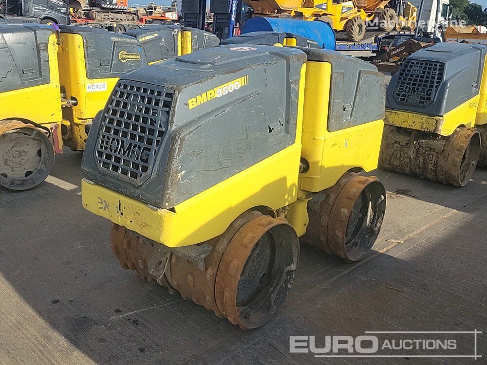 Prodaje se BOMAG BMP 8500 kompaktor na aukciji