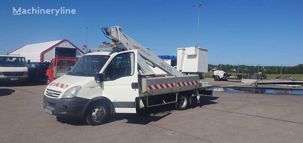 IVECO 50C18 auto dizalica s korpom