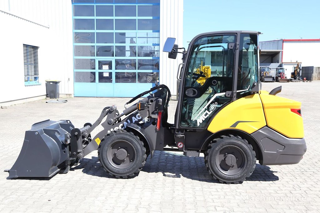 Ammann MCL6+ multifunkcionalni utovarivač