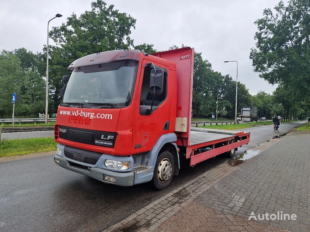 DAF LF 45.160 Handgeschakeld kamion s ravnom platformom