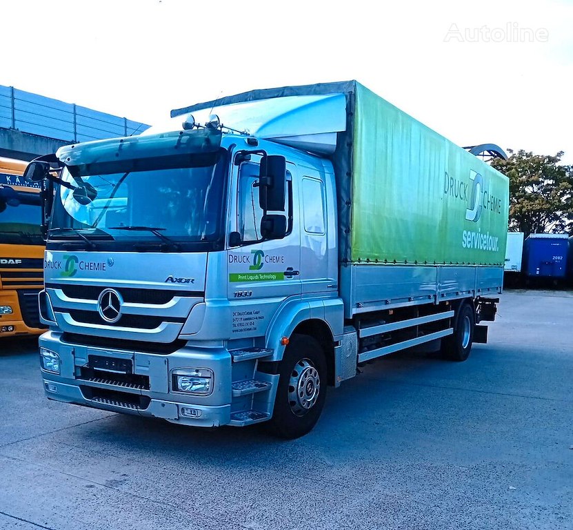 Mercedes-Benz Axor 1833 BL kamion s ceradom