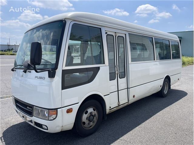 Mitsubishi ROSA prigradski autobus