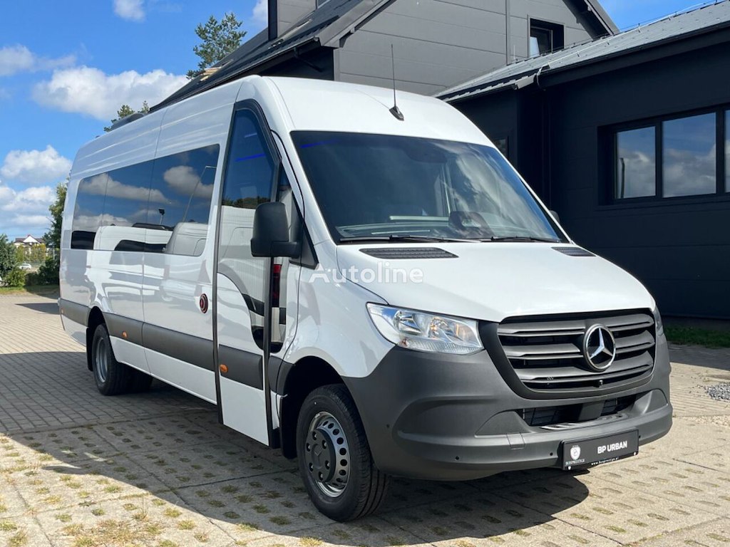 Novi Mercedes-Benz Sprinter 517 putnički minibus