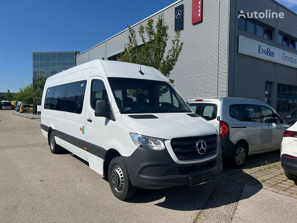 Novi Mercedes-Benz Sprinter 517 CDI putnički minibus