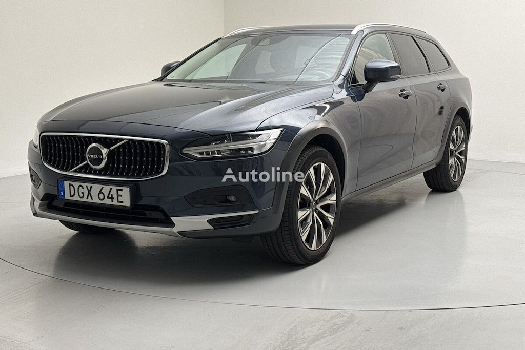 Prodaje se Volvo V90 Cross Country karavan na aukciji