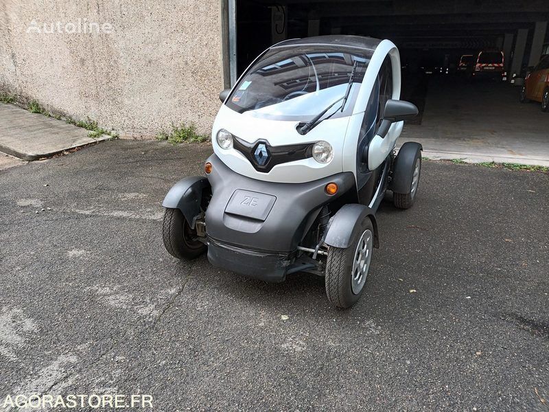 Prodaje se Renault TWIZY hečbek na aukciji