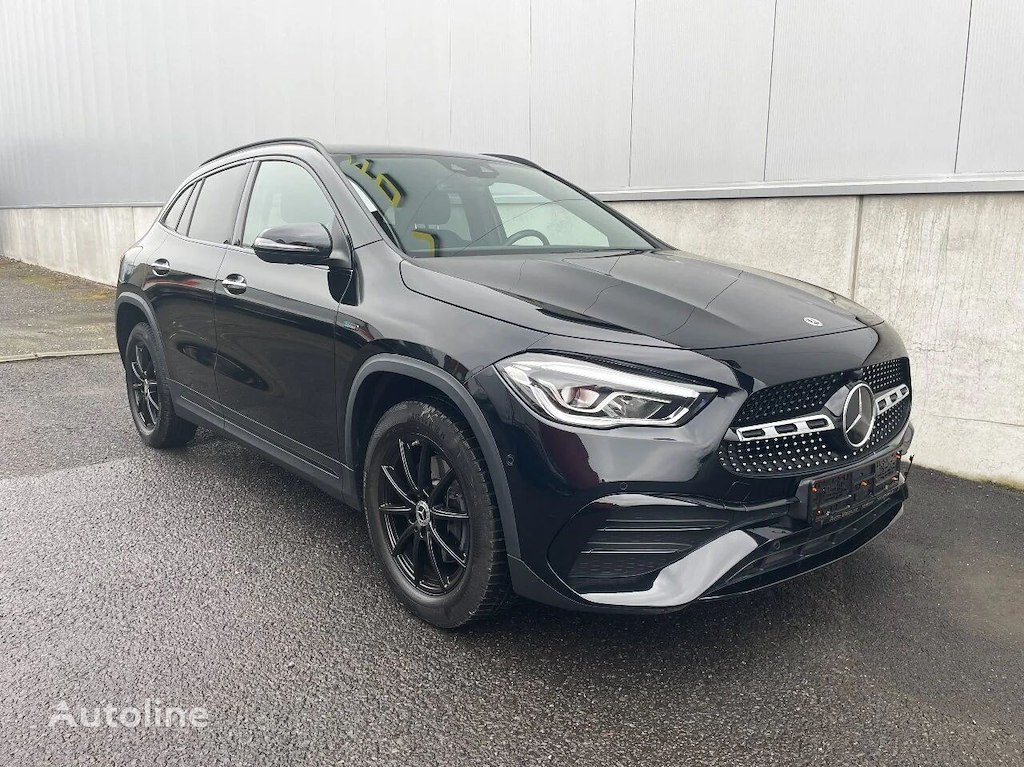 Mercedes-Benz GLA-Klasse 250e *AMG*nightpack*360°camera*Stuur assistent*distro terenac