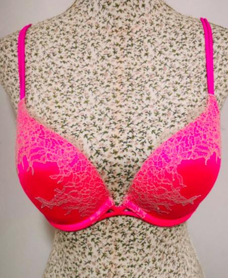 Victoria's secret grudnjak novi 36B