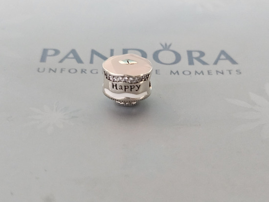 PANDORA Happy Birthday torta