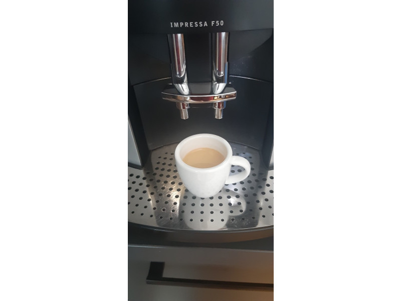 Jura F50/kafe aparat/+poklon