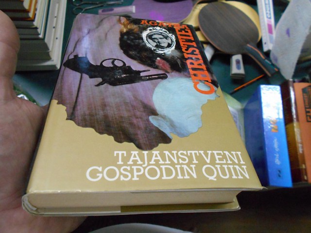 AGATHA CHRISTIE - TAJANSTVENI GOSPODIN QUIN