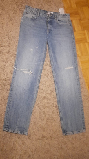 Zara farmerke 38vel. snizeno 1100din