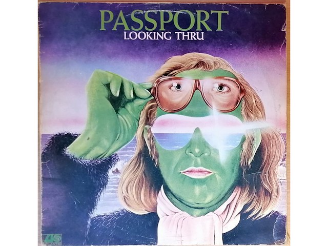 LP PASSPORT - Looking Thru (1974) VG+/VG-, veoma dobra